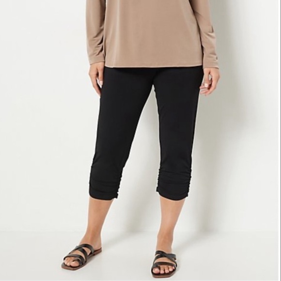 Susan Graver | Pants & Jumpsuits | Susan Graver Liquid Knit Crop Pants ...